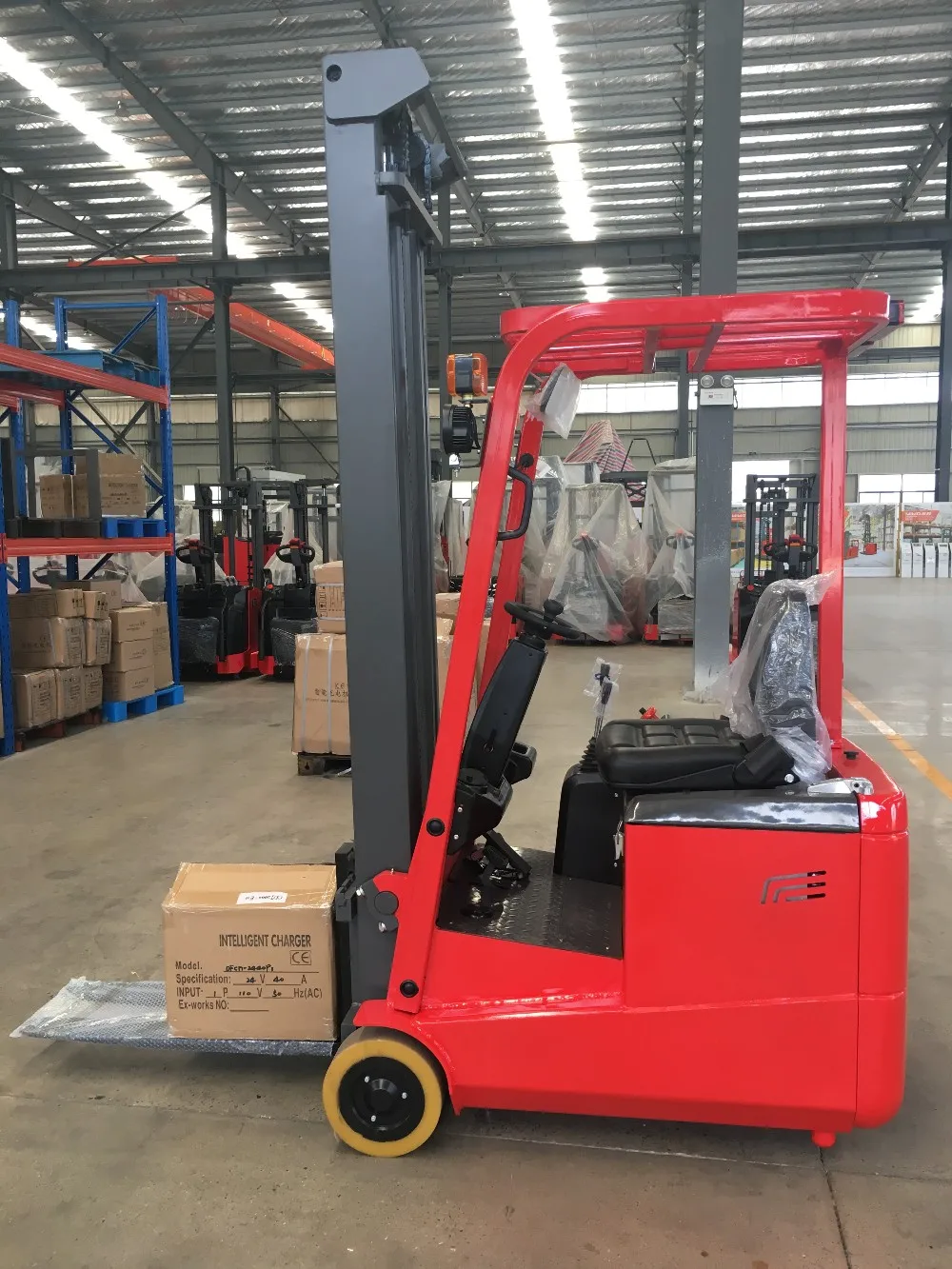 Noelift 1ton Mini Forklift - Efficient 3wheel Hydraulic Lift