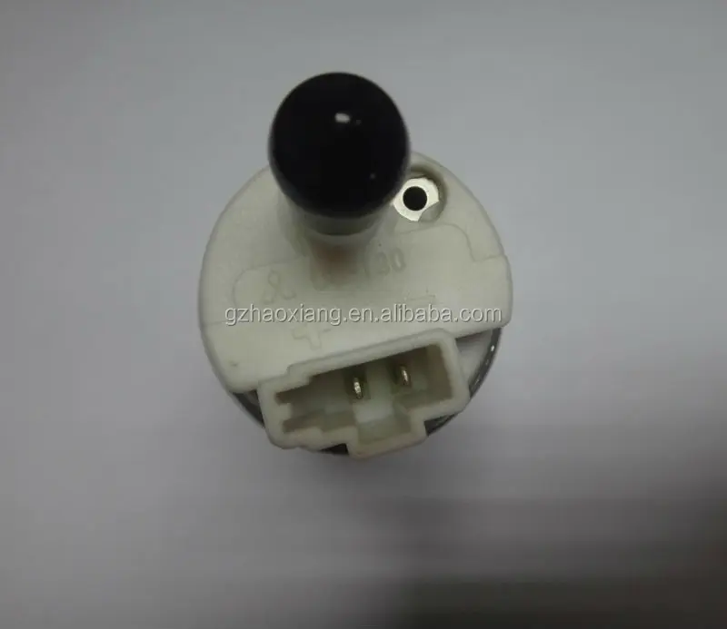 Auto Fuel Pump For 1760a029/mr968070/uc-t33 - Buy Fuel Pump,Fuel Pump ...
