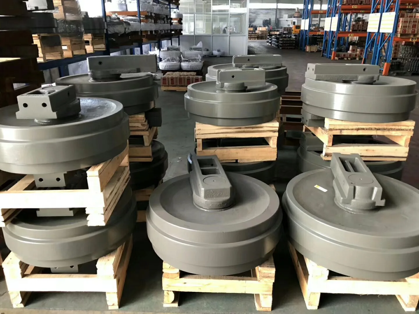 Front Idler For D40p-2 650j D53 D3c/d3g Front Idler 6s3277 D5/d5b Zx120 ...