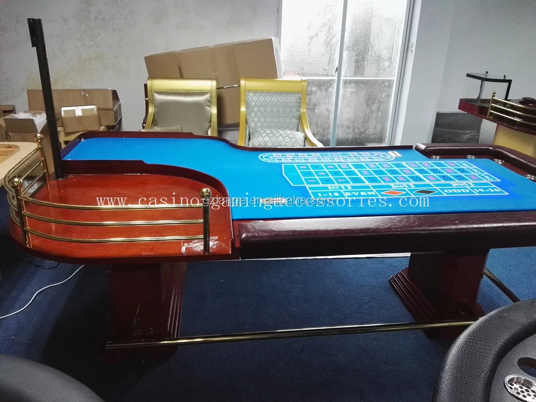 110 Inch Standard Size Roulette Table Gaming Table with Wheels