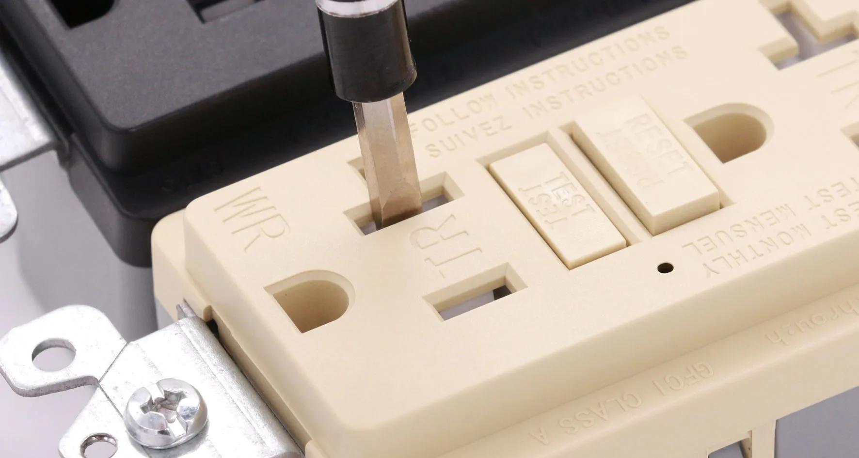 American Standard Gfci 120v 60hz 15a Gfci Receptacle Tamper Resistant ...