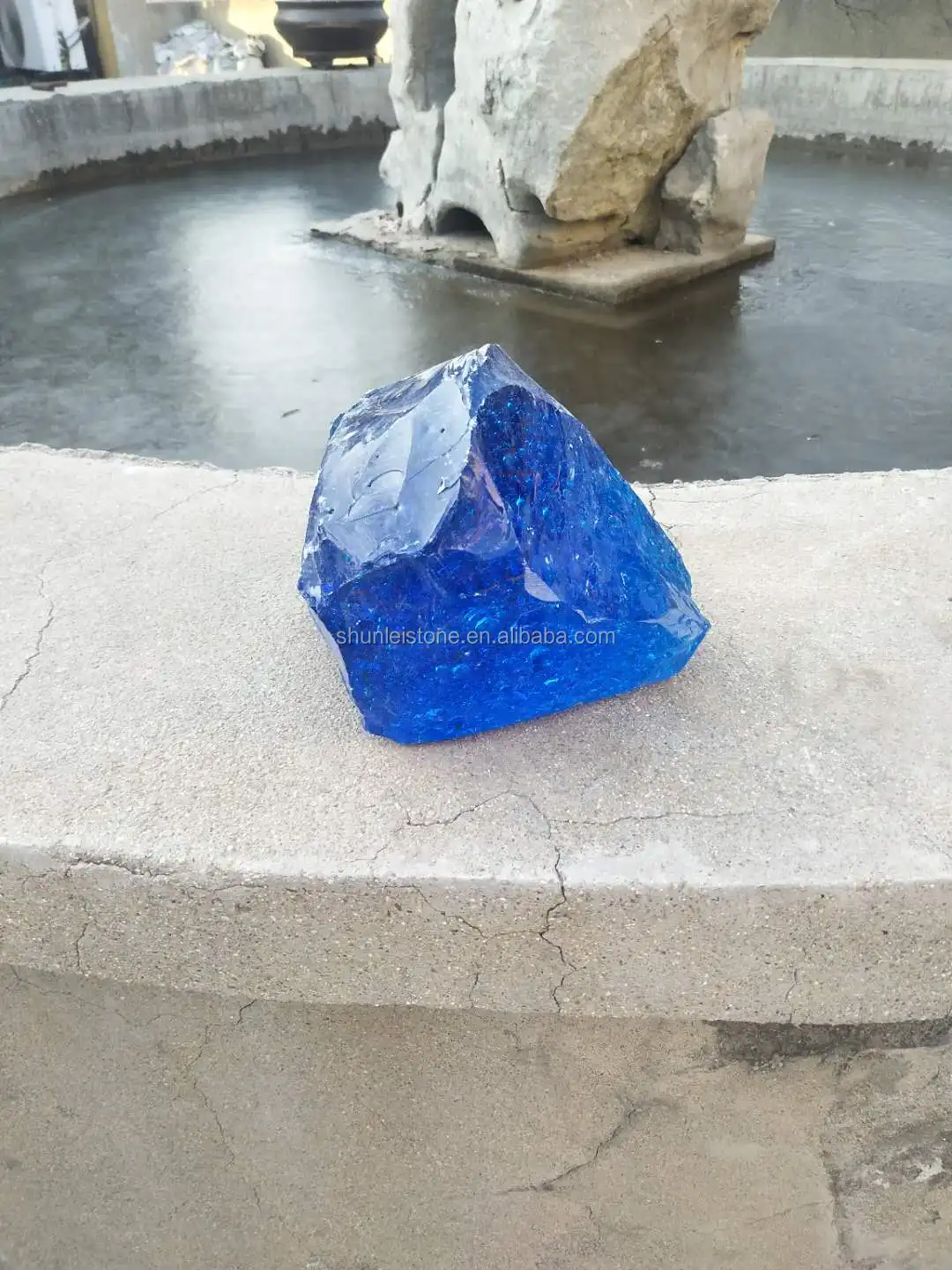 Decorative Landscaping - Aqua Blue Glass Rock Solutions