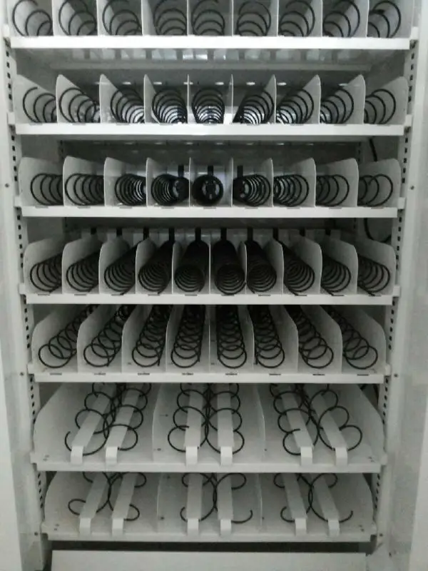 24 Hour Library Comic Book Vending Machines with Bill Validator