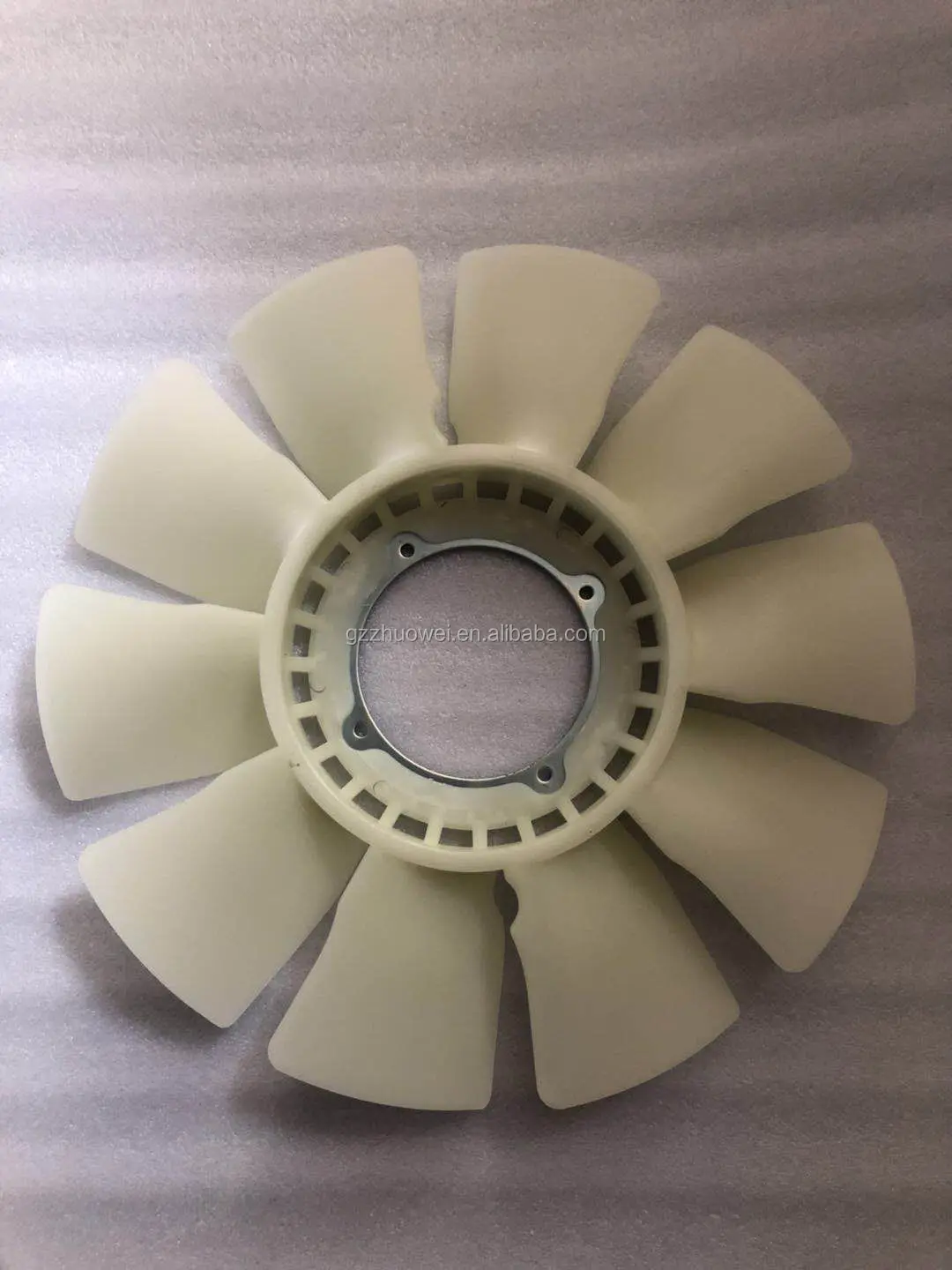Auto Parts Cooling Fan Blade WL51-15-141 for Ranger BT-50 B2200 B2600