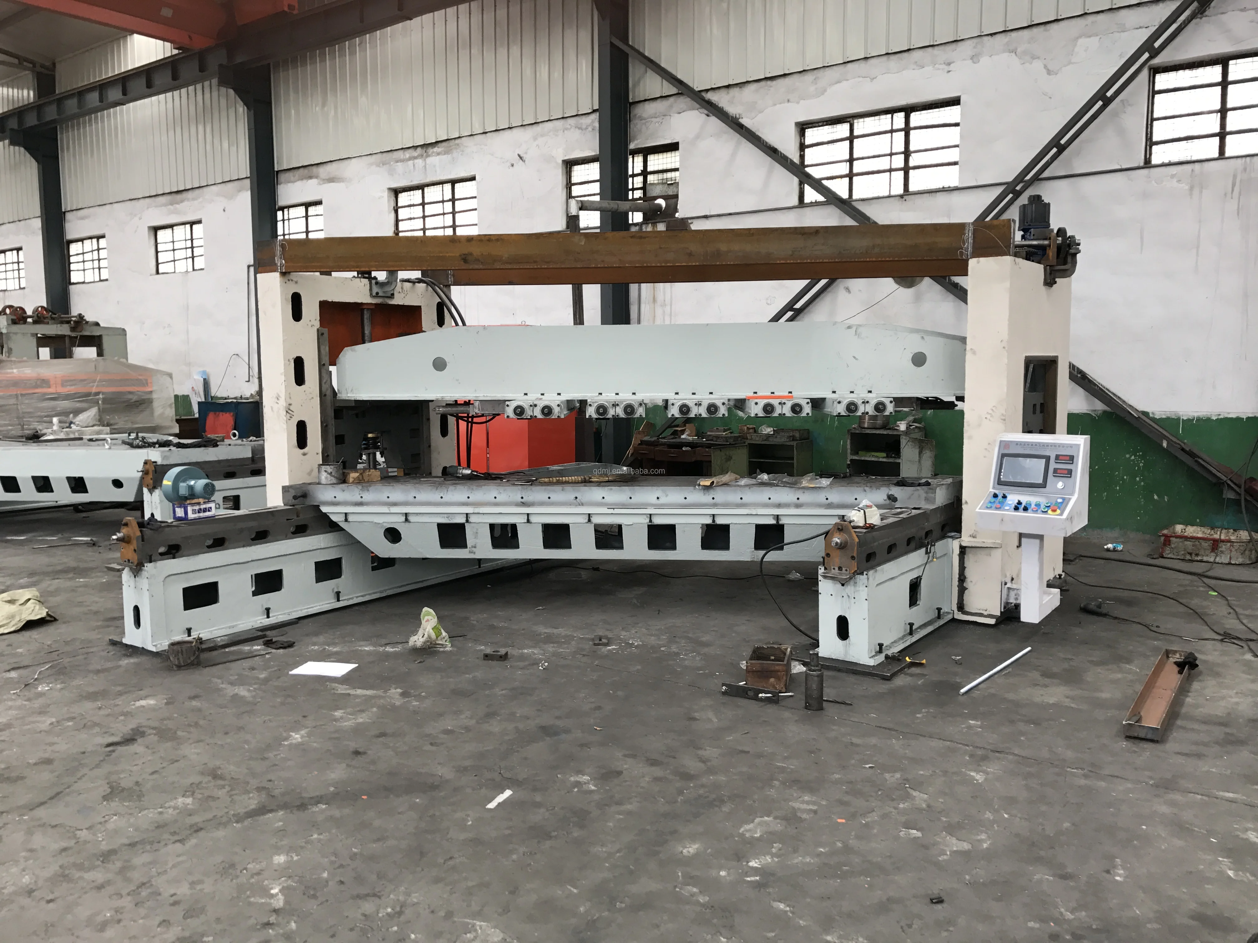 High-accuracy Veneer Slicer - Ideal for Plywood Production