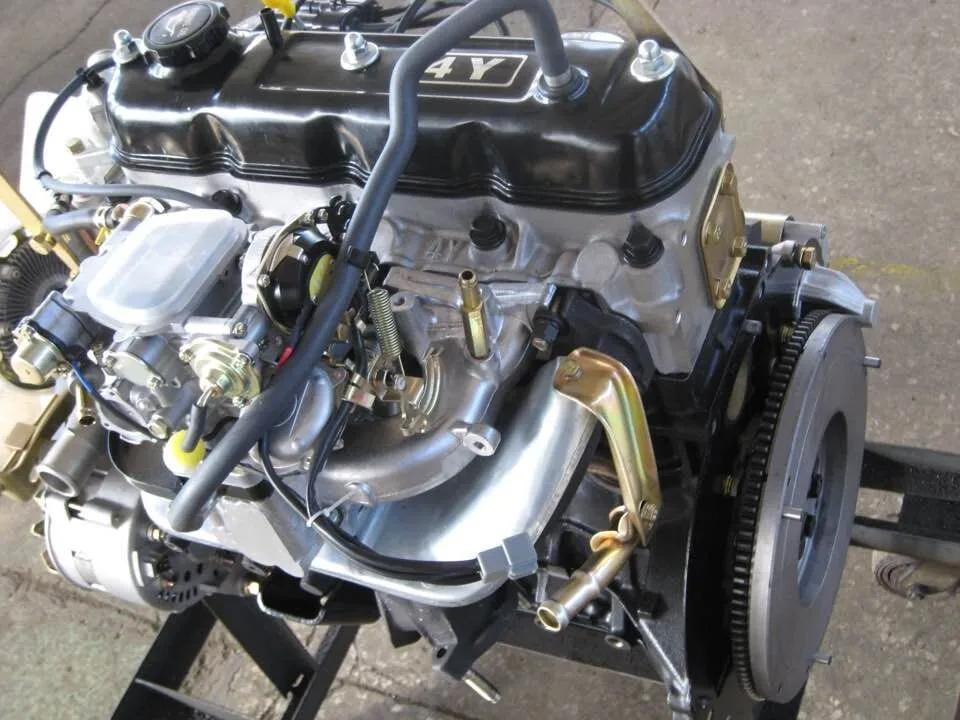 4Y Wedge Shape Combustion Chamber Water Cooling Engine