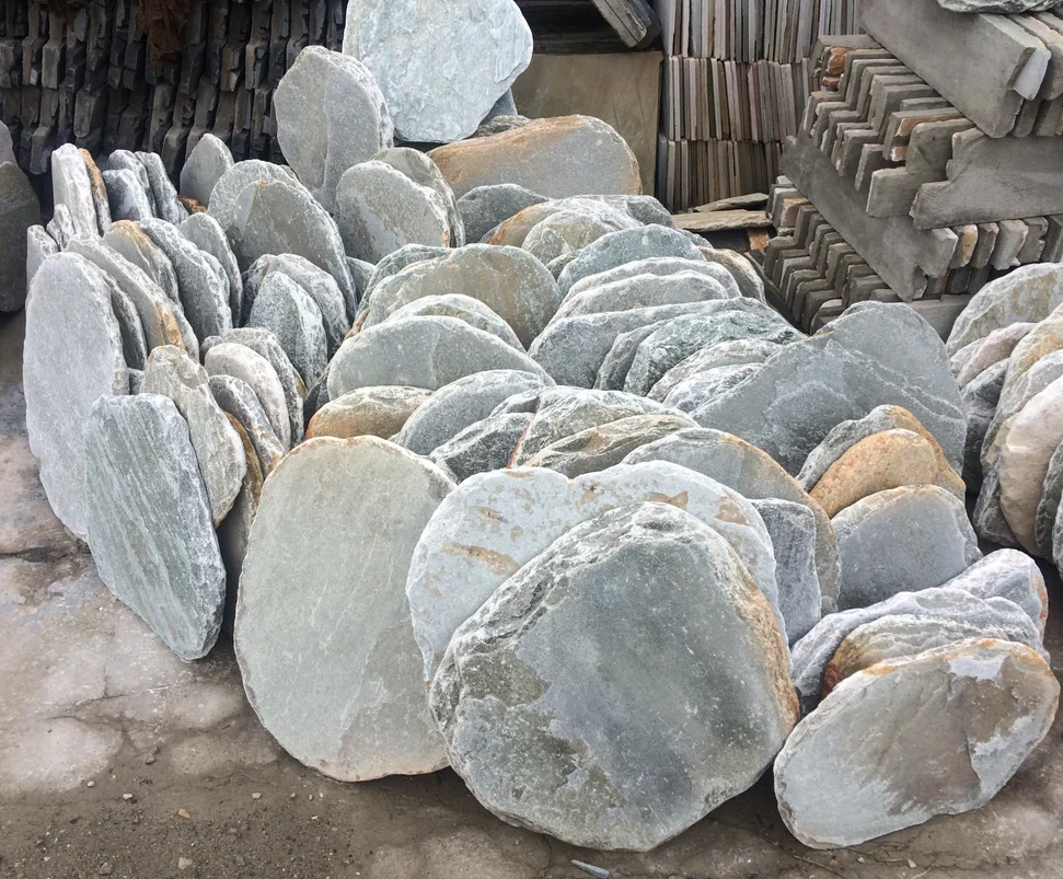 Natural Grey Round Slate Stepping Stones For Garden Ornament Stone ...