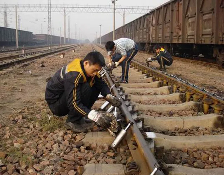 Railway Steel Rail Track Dowty Retarder TDY203 for Railed Vehicles ...