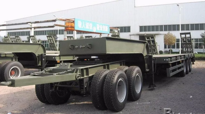 TITAN 6 Axles Heavy Duty Lowbed Truck - Detachable Trailers