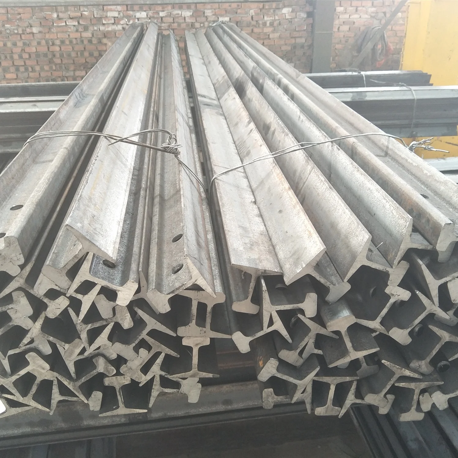 Coal Train Rail S20 Steel Rail - Durable and Efficient
