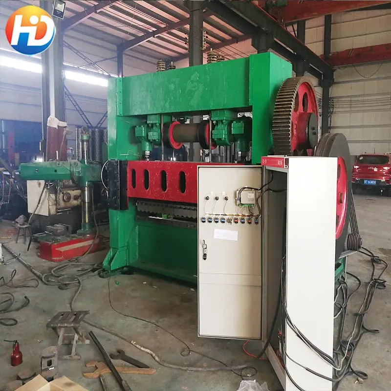 CNC Diamond Hole Press Expanded Metal Mesh Machine Price