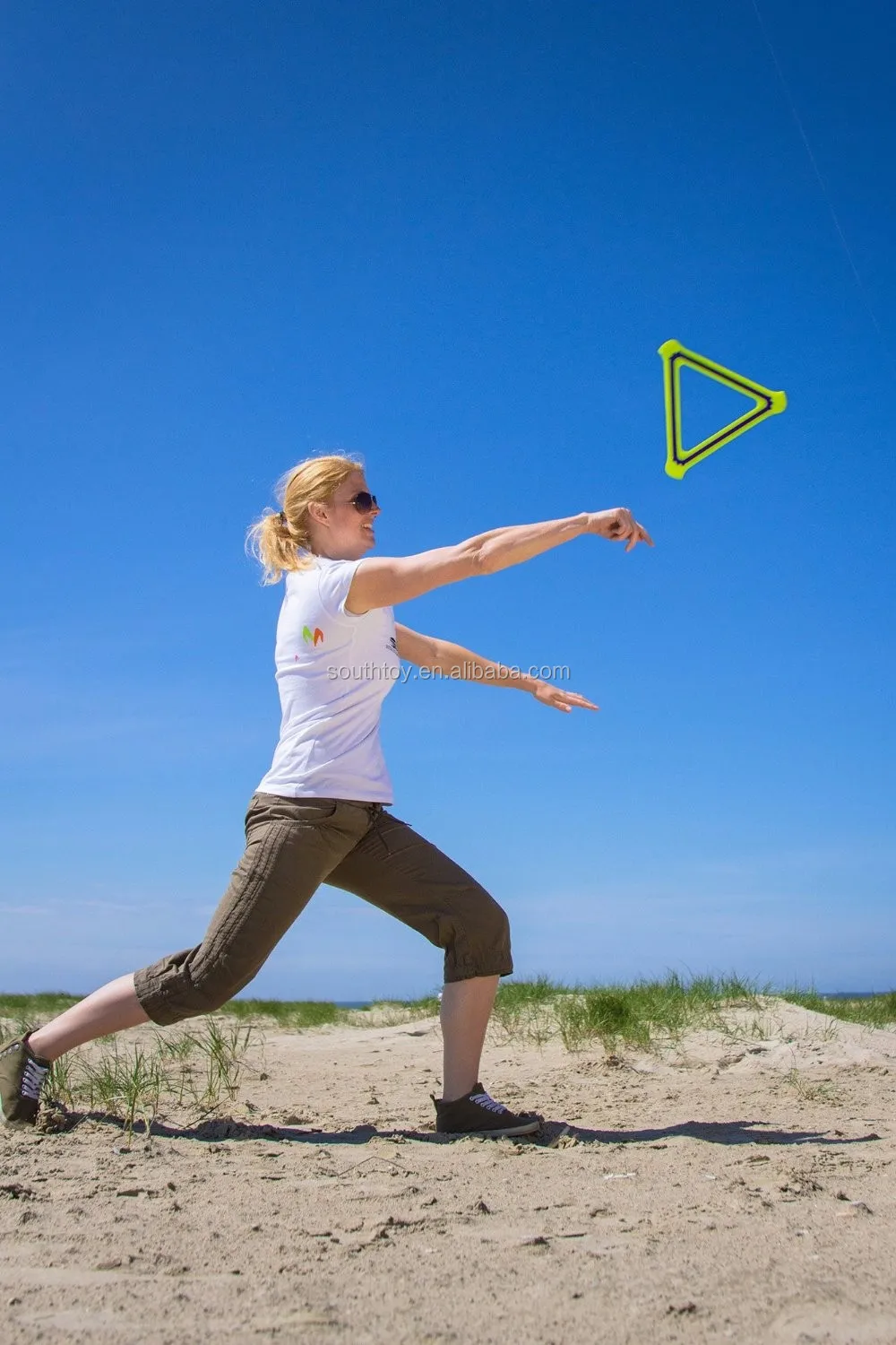 Soft Plastic Outdoor Triangle Boomerang Toy - Fun & Safe