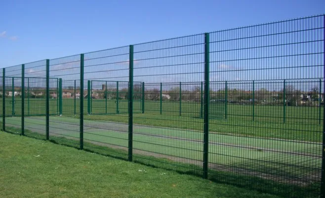 Galvanized Wire Mesh Fences from Poland - Durable & Versatile