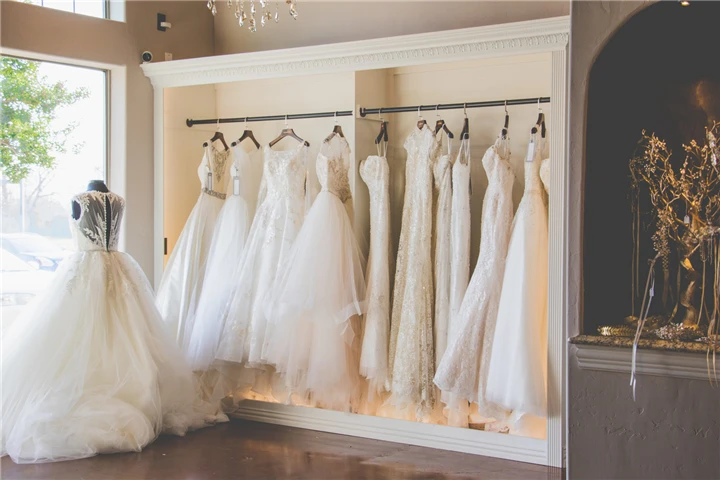 Custom Bridal Store Display Furniture - Wedding Dress Showcase