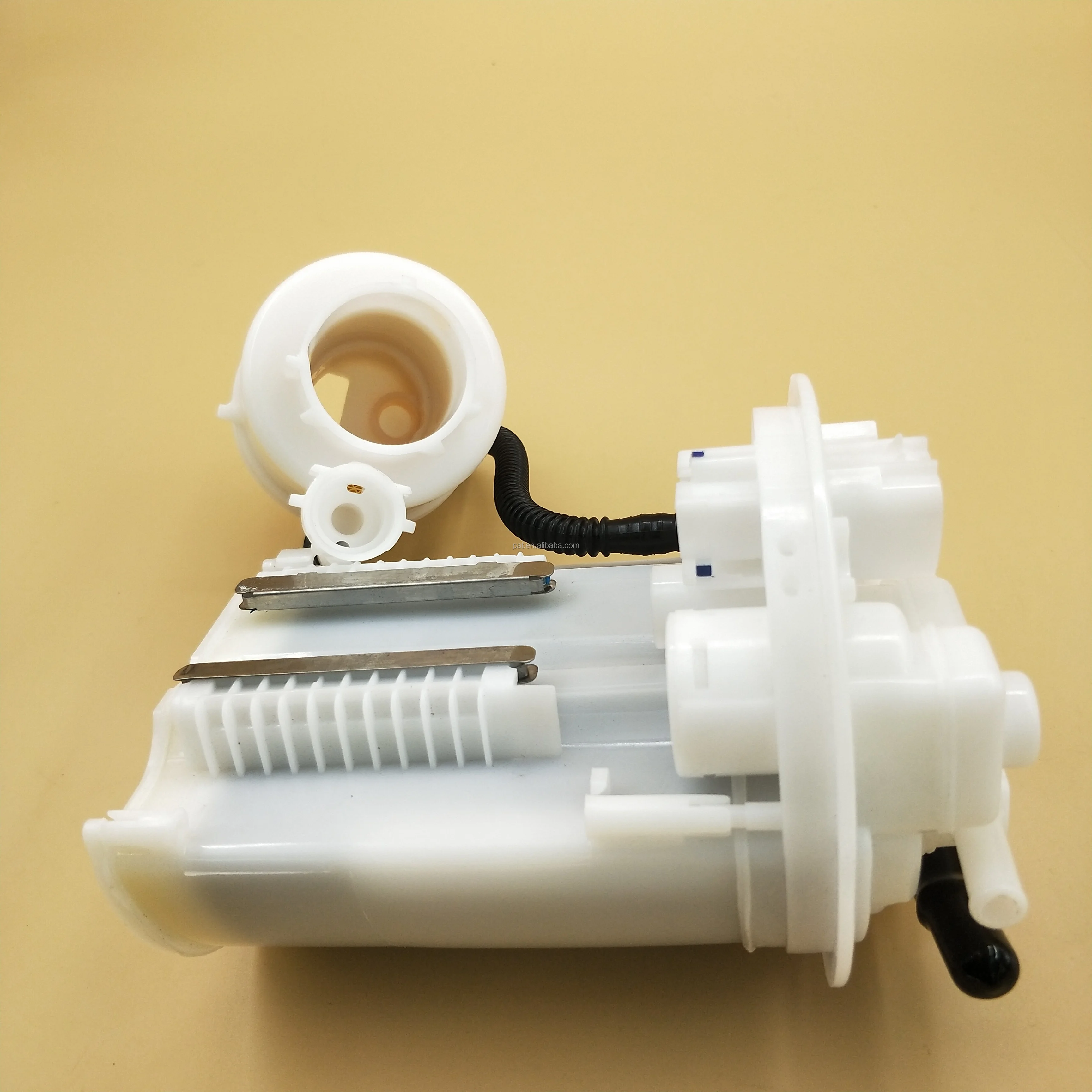 Car Fuel Filter for Toyota Corolla/altis - High Performance