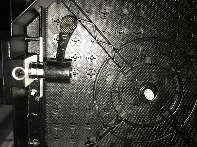 3840Hz Refresh Rate 4K Full Color P3 LED TV for Video/Image/Text Ads ...