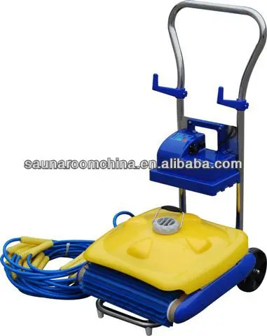 Automatic Vacuum Cleaner for Commercial Pool - Finn Forst