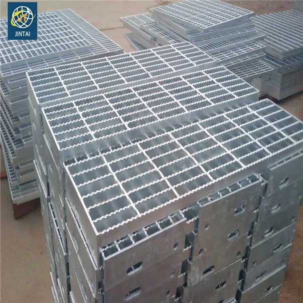 Hot Dip Galvanized Steel Steps For Stairs / Safety Steel Grating Stair ...
