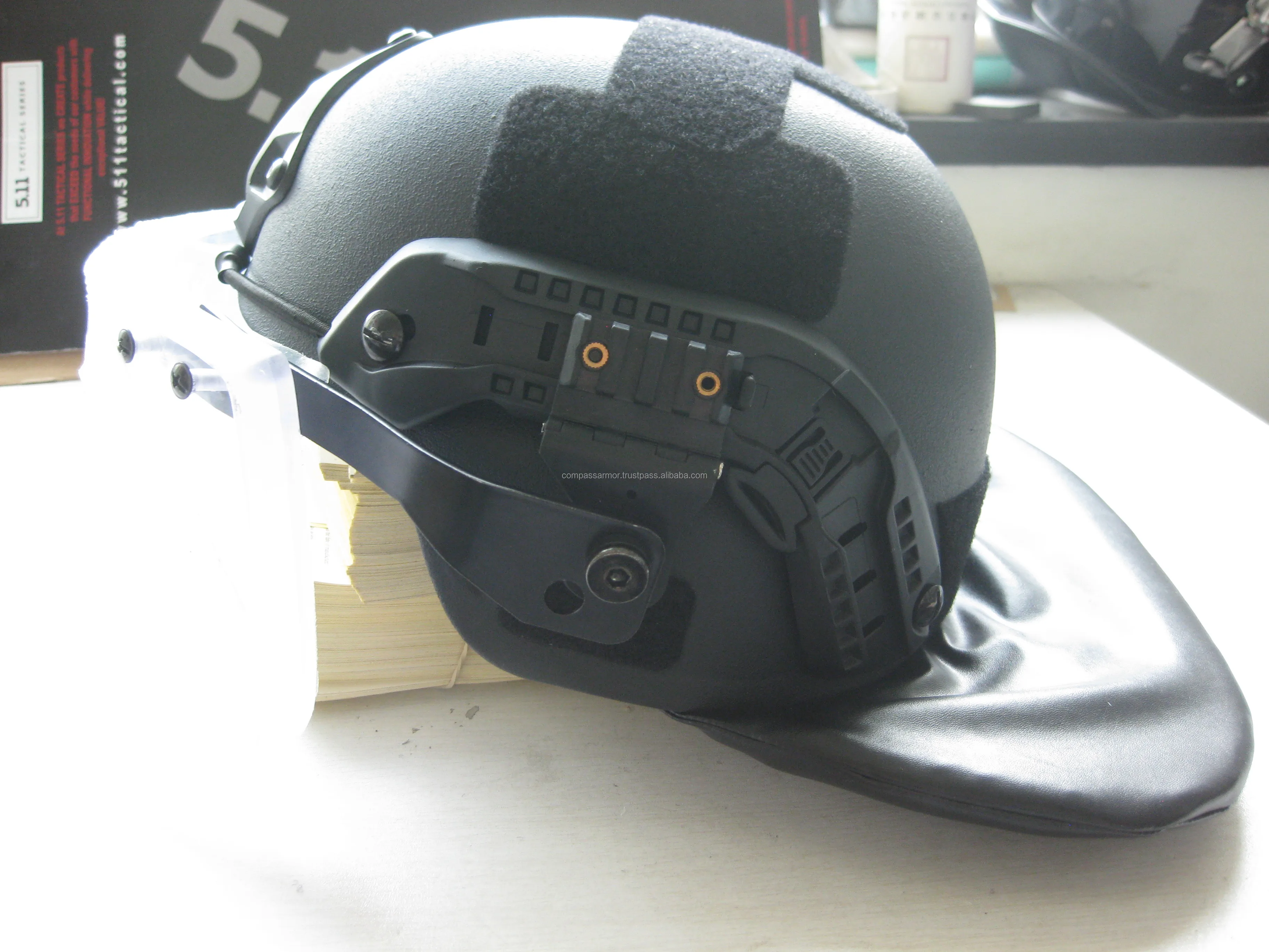 Mich Helmet Ballistic Helmet With Ballistic Visor & Neck Protector Nij ...