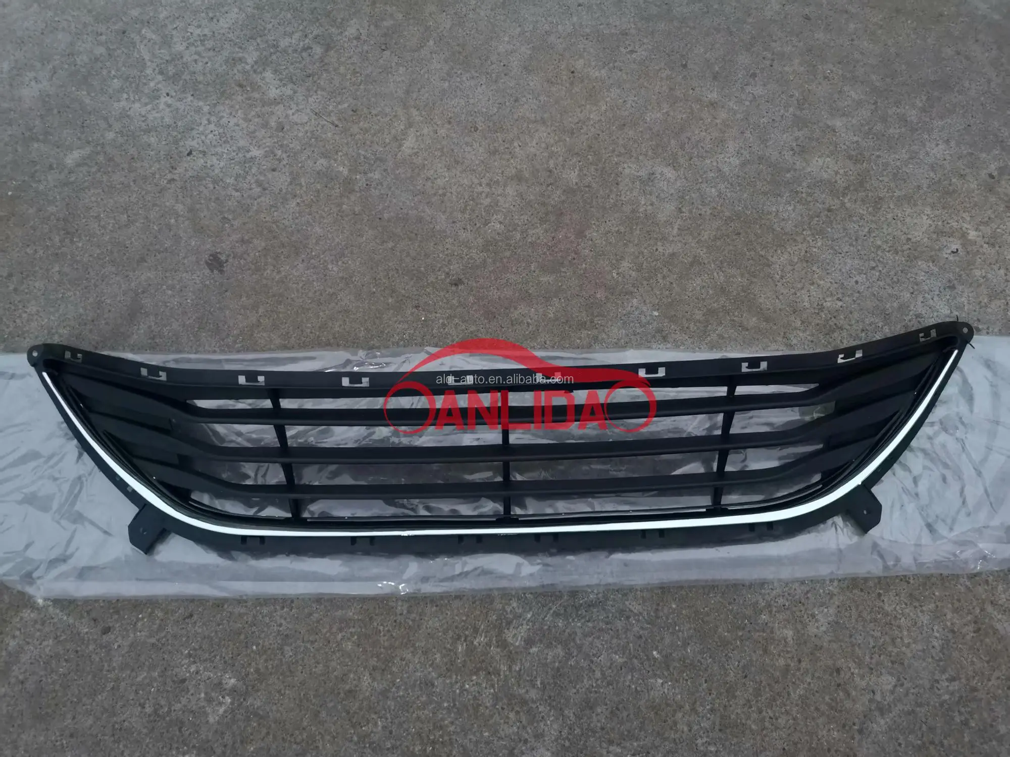 86561-3X000 & 86560-3X000 Bumper Grilles for ELANTRA & AVANTE