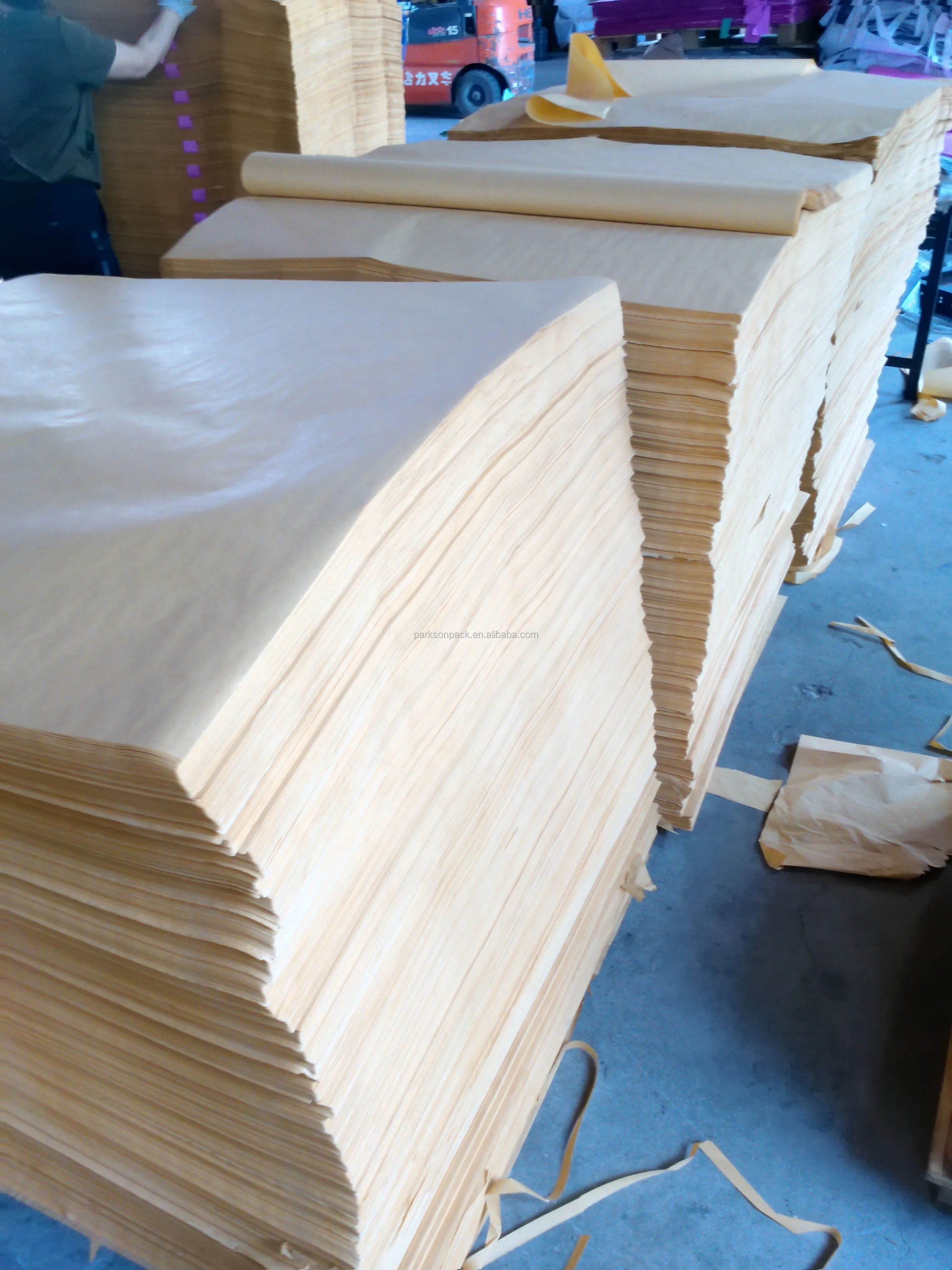 Unbleached M.g Ribbed Kraft Paper In Brown Or Golden Color - Buy Ribbed ...