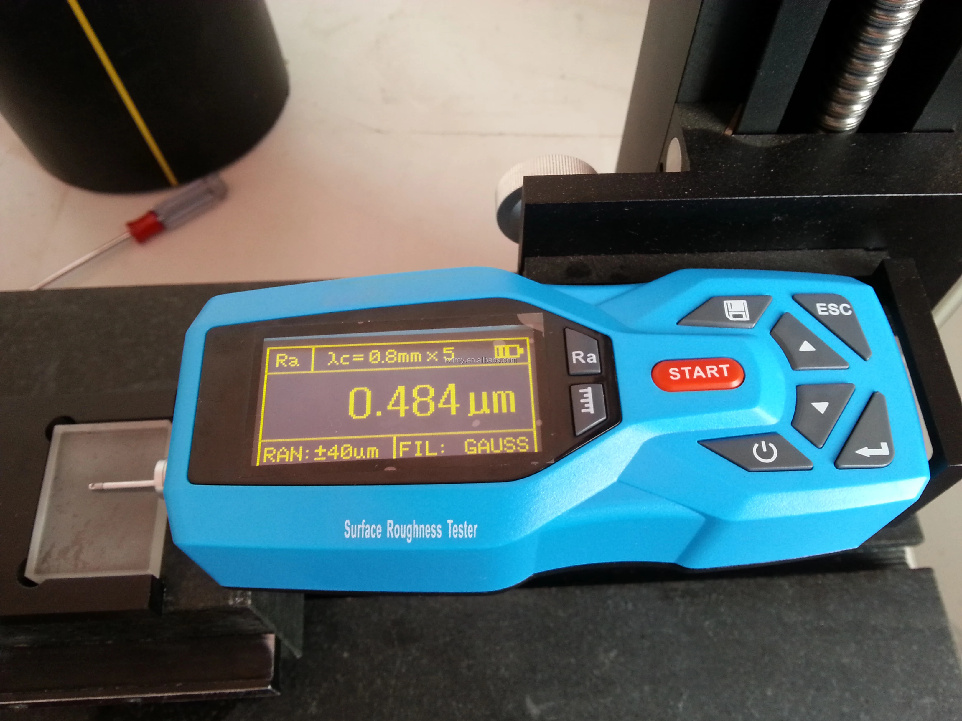 Portable Surface Roughness Tester - Precision & Durability
