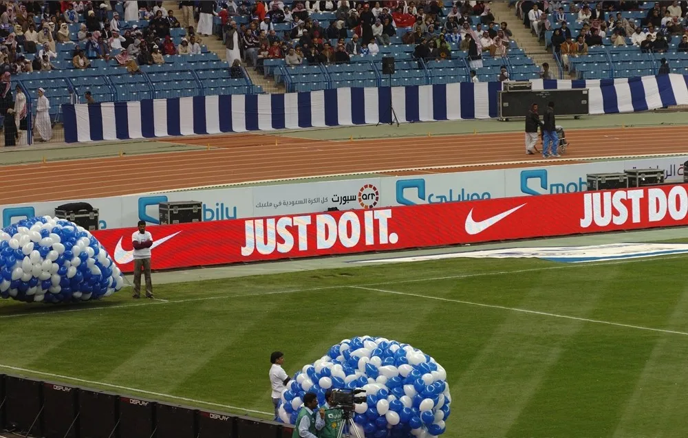 Outdoor Sports Advertising Football Stadium 10mm Perimeter Led Display ...