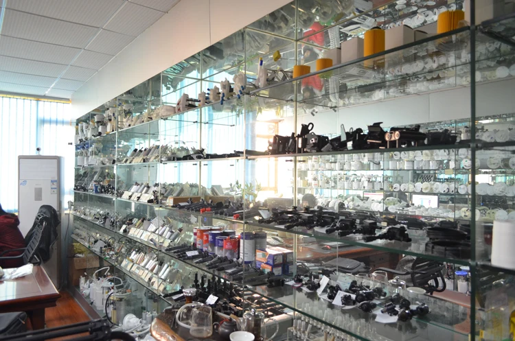 Fuel Injection Pump Assembly 31110-1G000 for Universal Cars