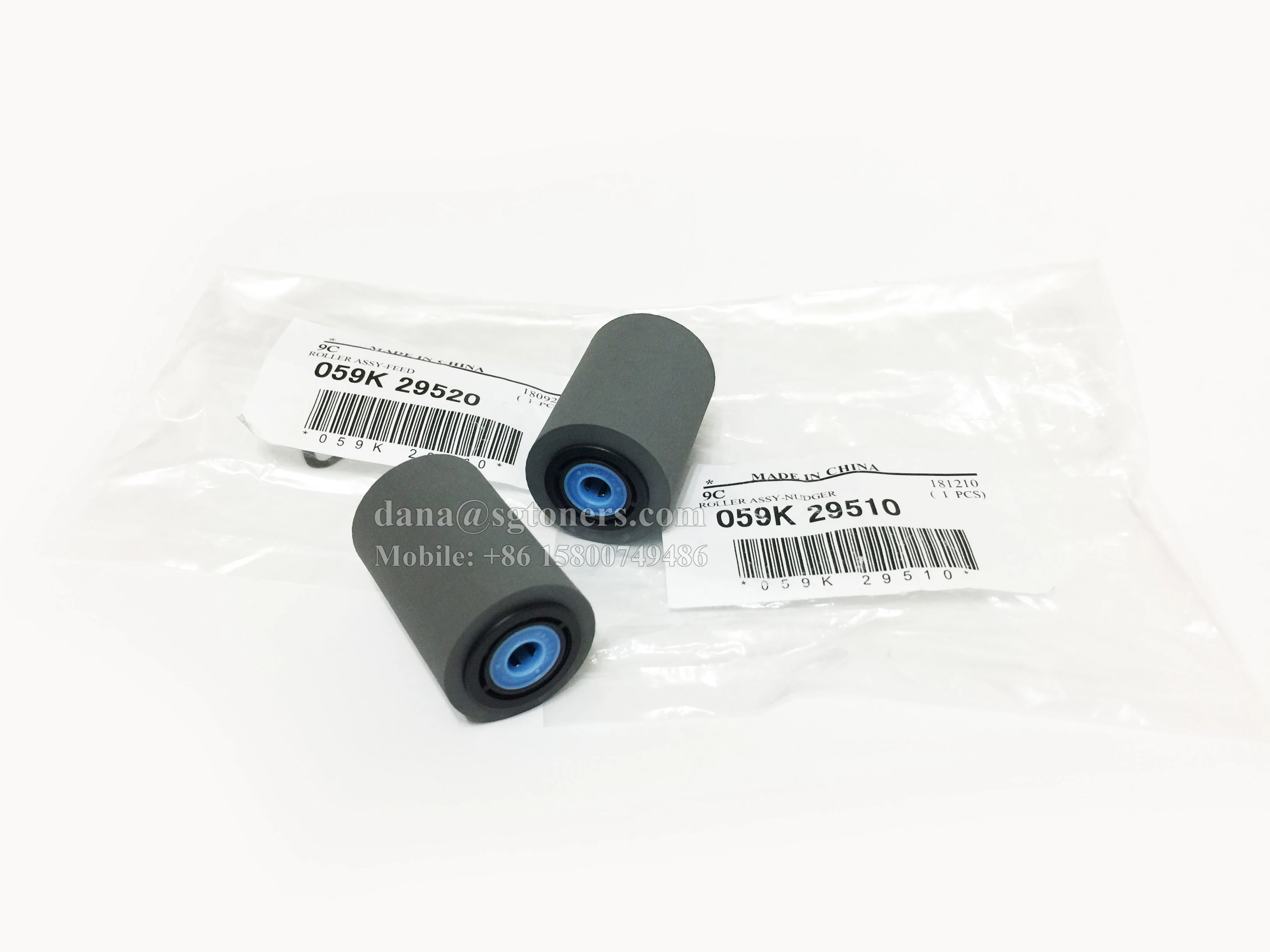 Xerox Docucolor DC 240 250 242 252 260 - DADF Feed Roller Nudger Assy