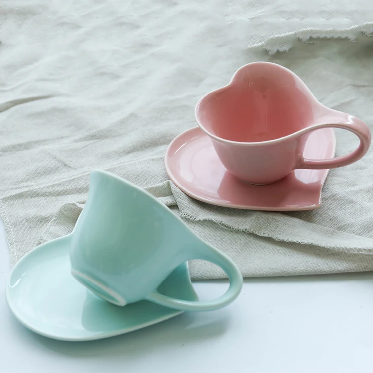 Ceramic Heart Shape Tea Cup Saucers for Gifts - Luxury