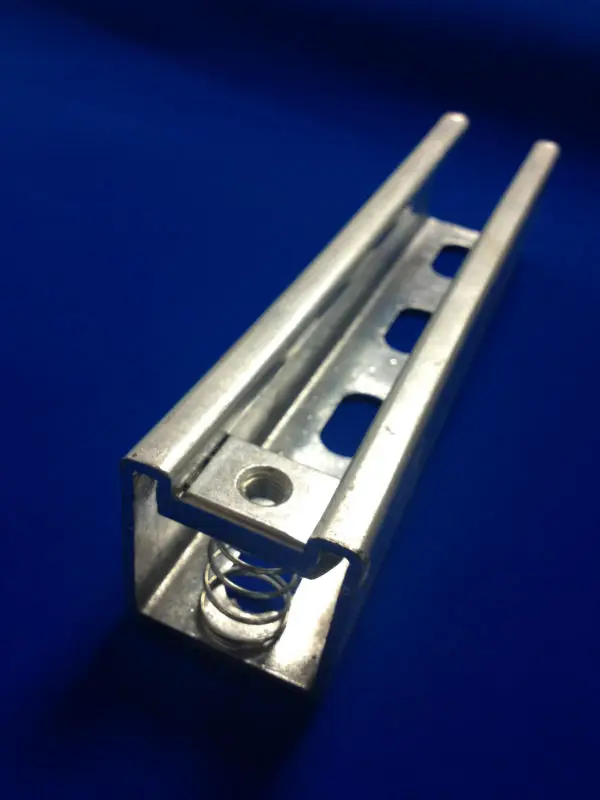 C Channel Riel in 1 5/8 * 1 5/8 - Durable & Versatile Solutions