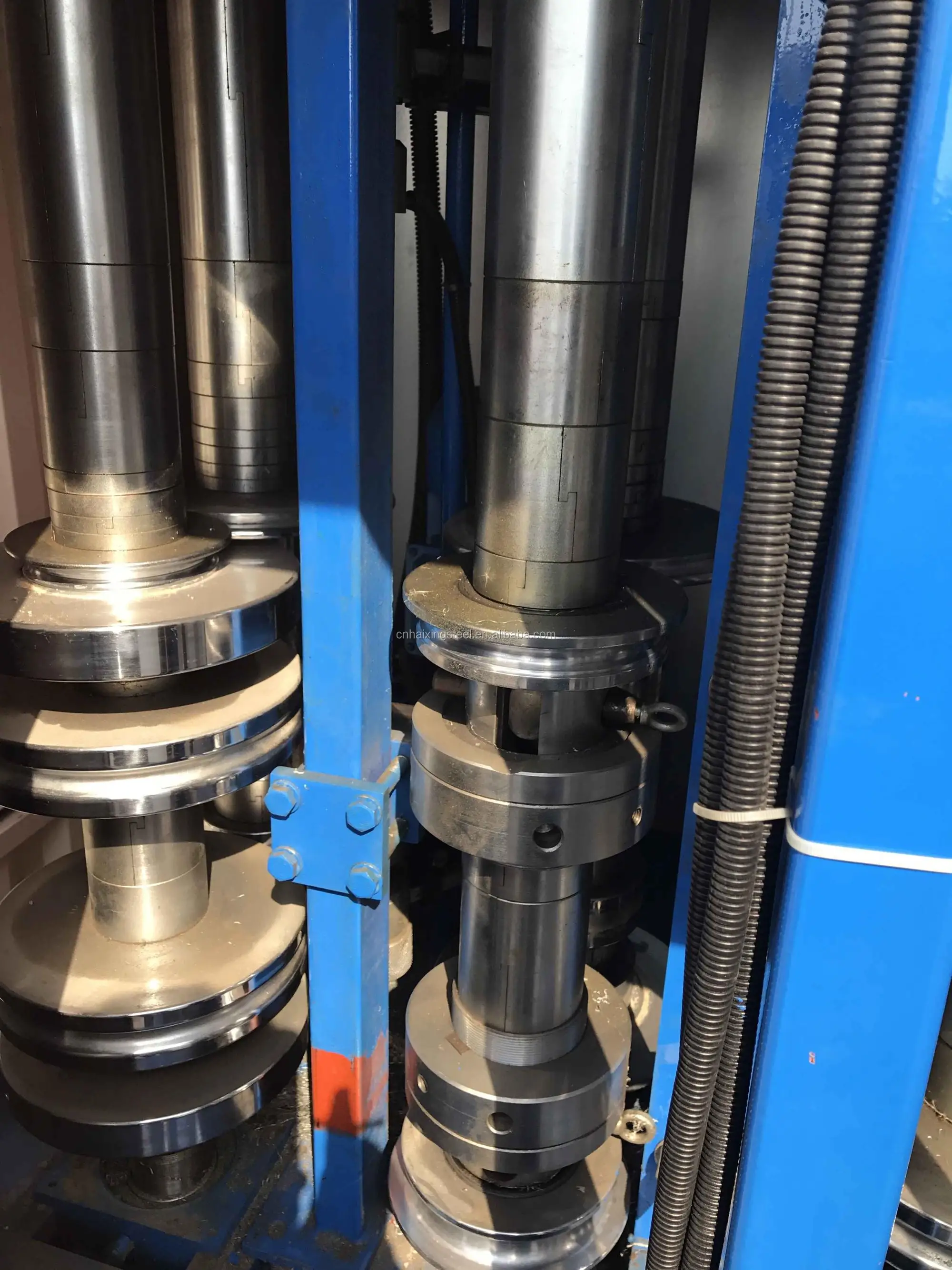 Standing Seam Curving Machine - Metal Roofing Solutions