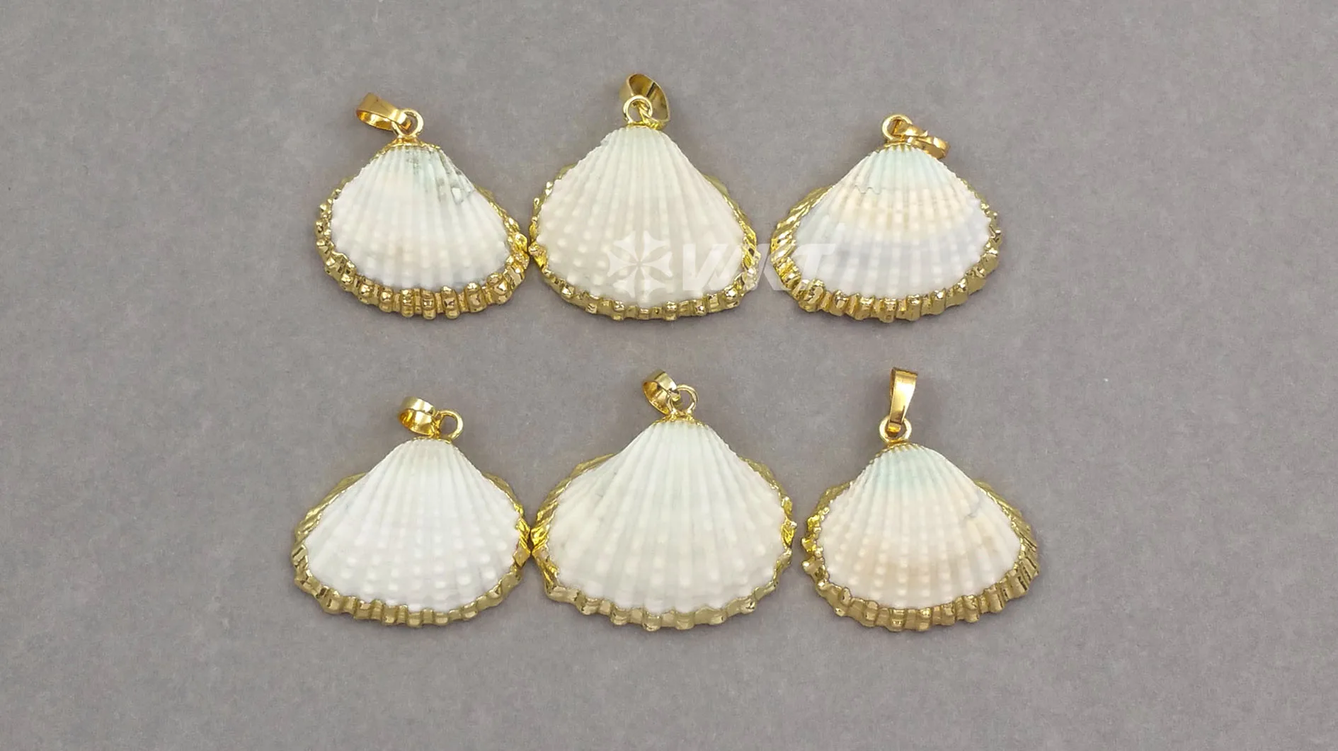 Wholesale Fashion Gold Plated White Scallop Shell Pendant