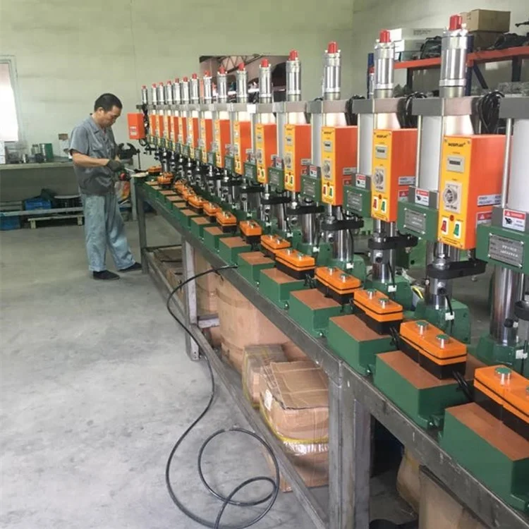 90*65mm Pneumatic Fridge Magnet Making Machines Kit