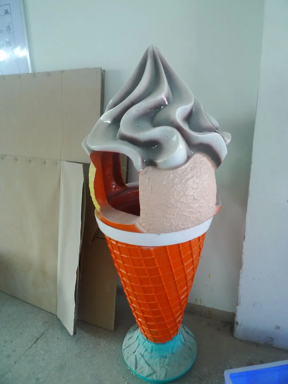 2017 Popular Ice Cream Decoration Shop Furniture Fiberglass Ice Cream ...