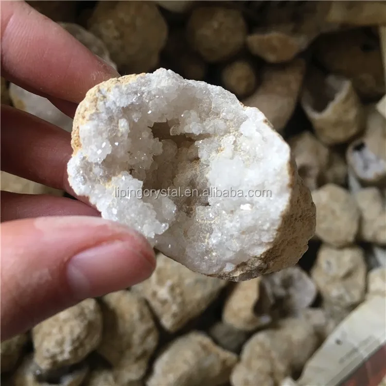 Wholesale Small Size Natural Geodes For Sale Cheap Clear Quartz Crystal ...