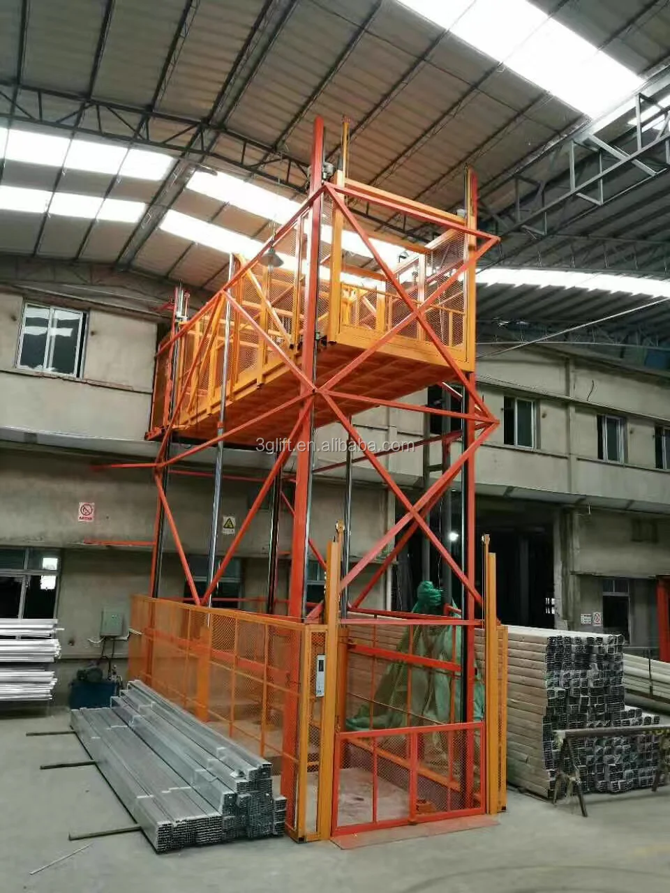 Portable Hydraulic Warehouse Cargo Lift Vertical Guide Rail Cargo Lift ...