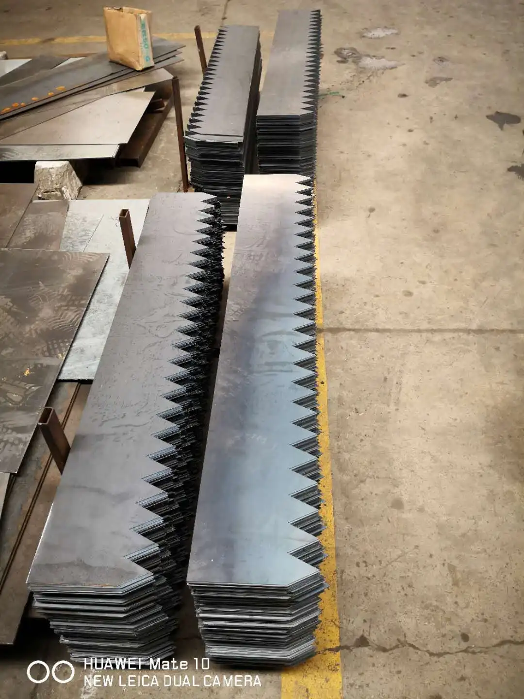 Rust Corten Steel Garden Edging Flat Panel - Durable & Stylish