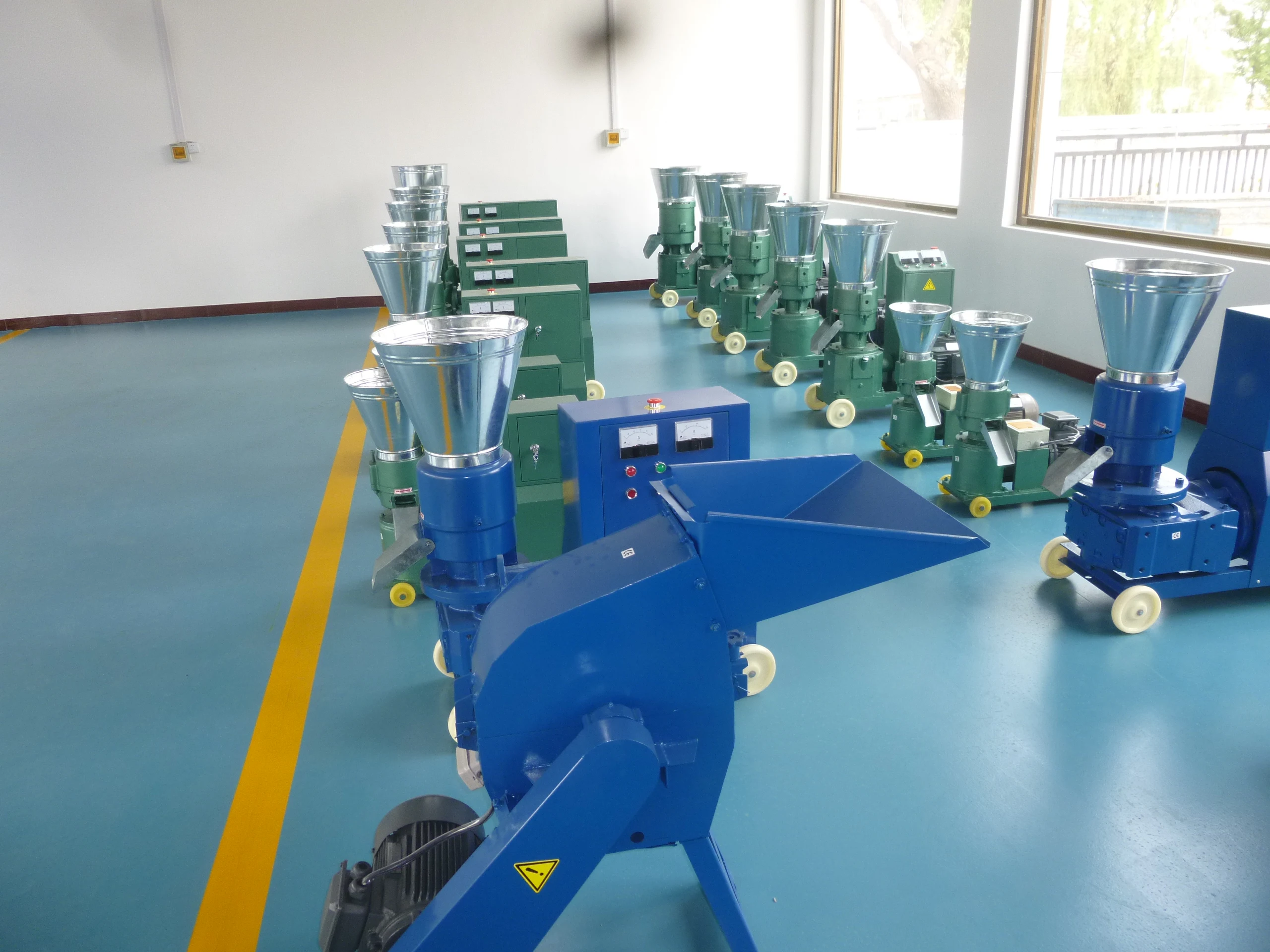 CF198 Homemade Mini Hammer Mill with Electric Engine Made by Chengda