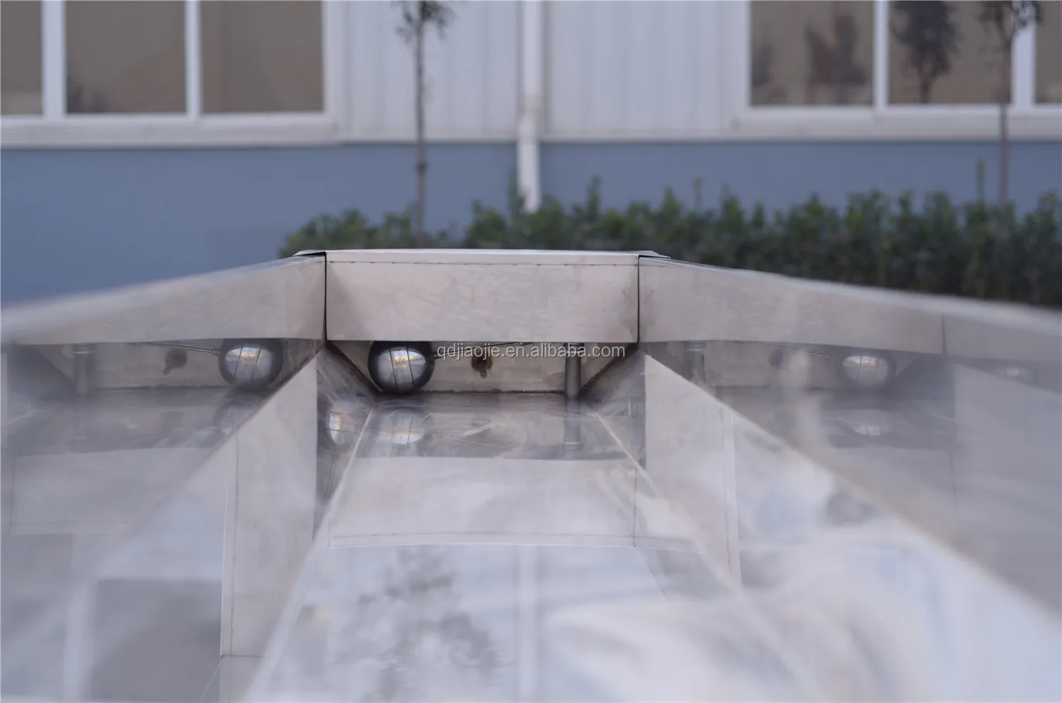 Galvanized Water Troughs for Cow/cattle - Durable & Efficient
