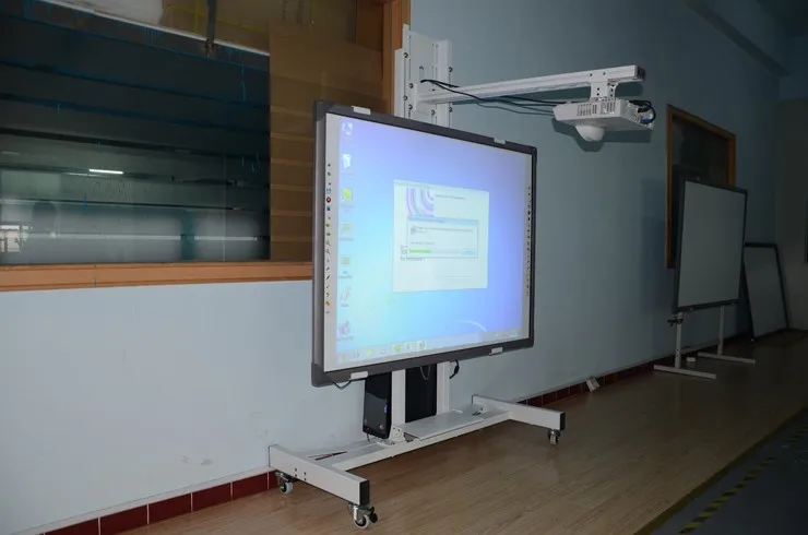 Factory Price 82 Inch Multi Touch Smartboard Cheap Interactive Smart ...