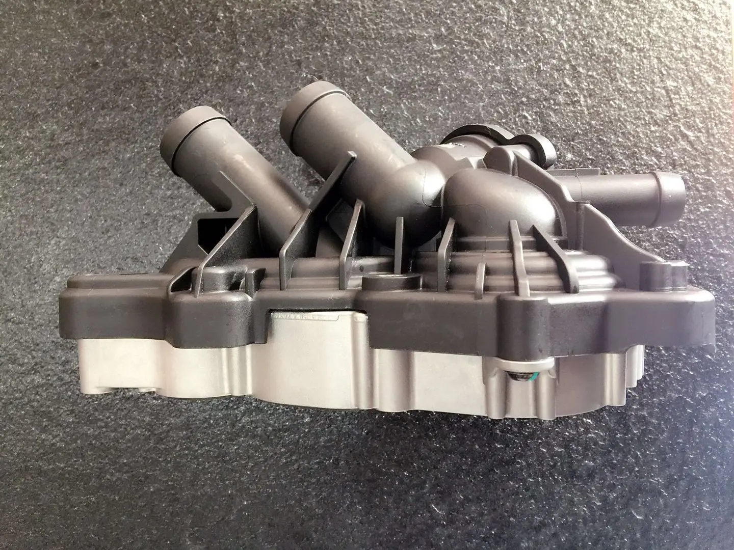 Ea211 发动机水泵总成 04e 121 600 A/04e 121 600 P 用于奥迪座椅斯柯达大众 - Buy 发动机水泵，奥迪水泵 ...