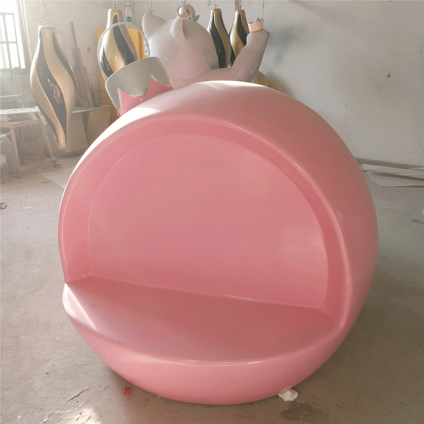 Outdoor Big Christmas Ball Shaped Chair - Perfect for Photo Taking