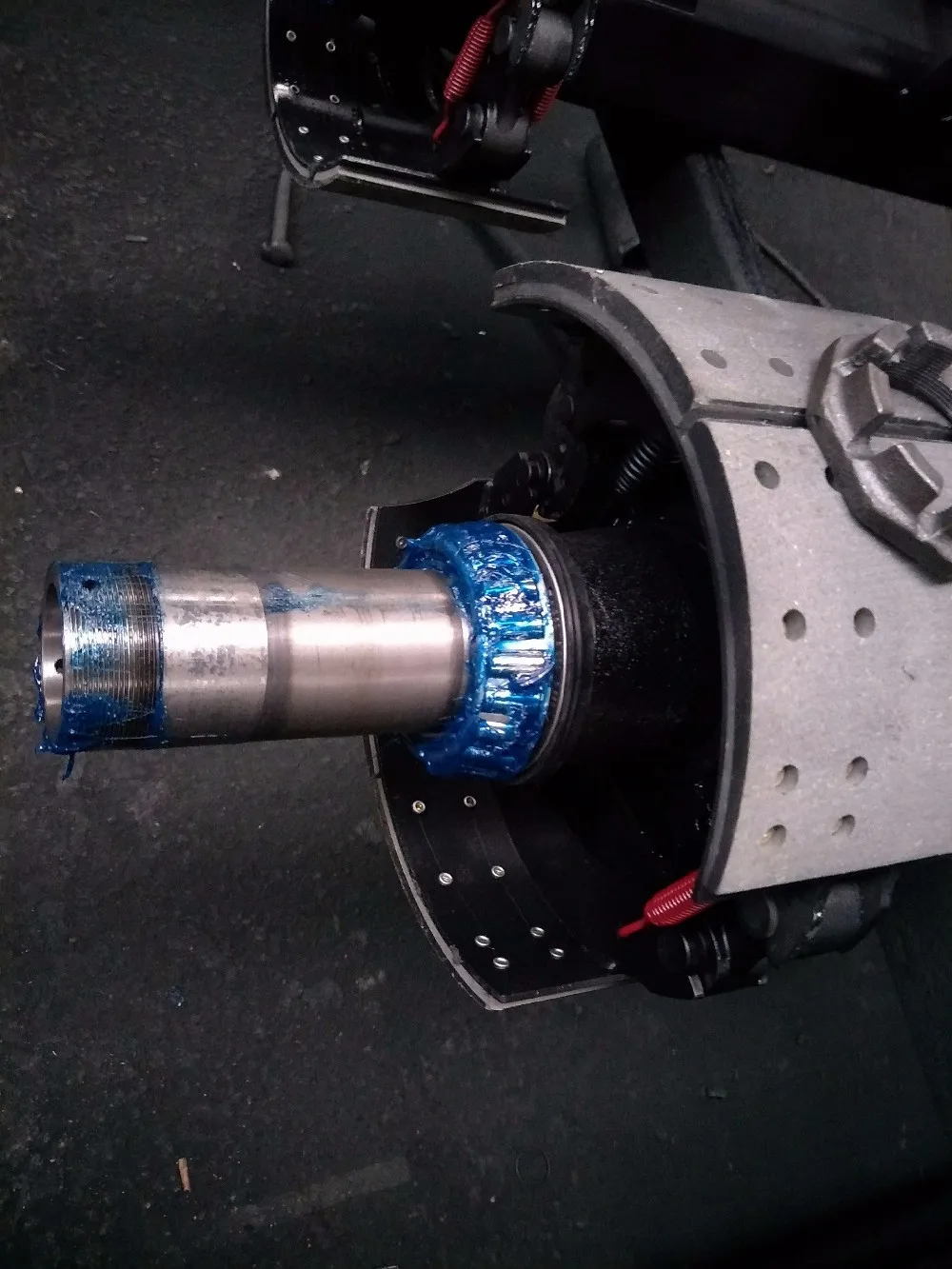 Factory Dirext Sale Forged Trailer Axle Spindle - Buy Axle Spindle ...