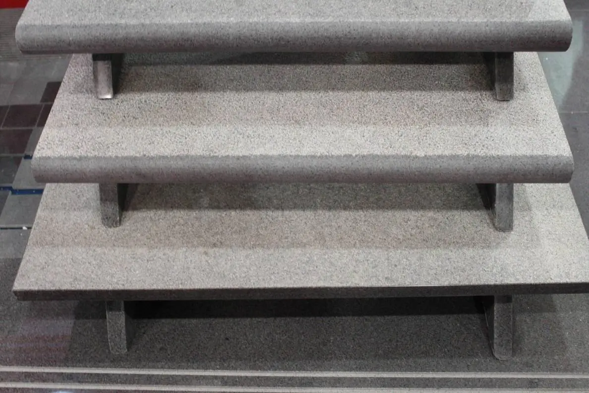 Natural Golden Granite Stair Nosing - Buy Stair Nosing,Flamed Granite ...