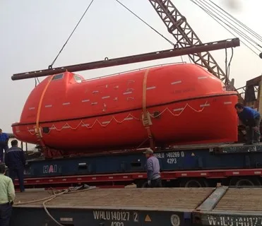 11.7m 150p Totally Enclosed Lifeboat With Gravity Luffing Arm Type ...