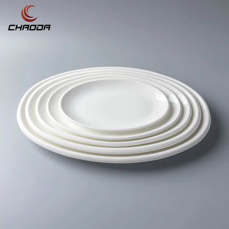 Elegant Porcelain Plates - Perfect for Hotel & Restaurant