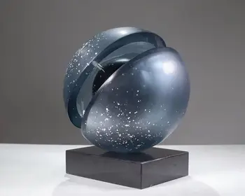 Polyester Resin Art Craft Modern Home Decoration Sculpture - Buy ...