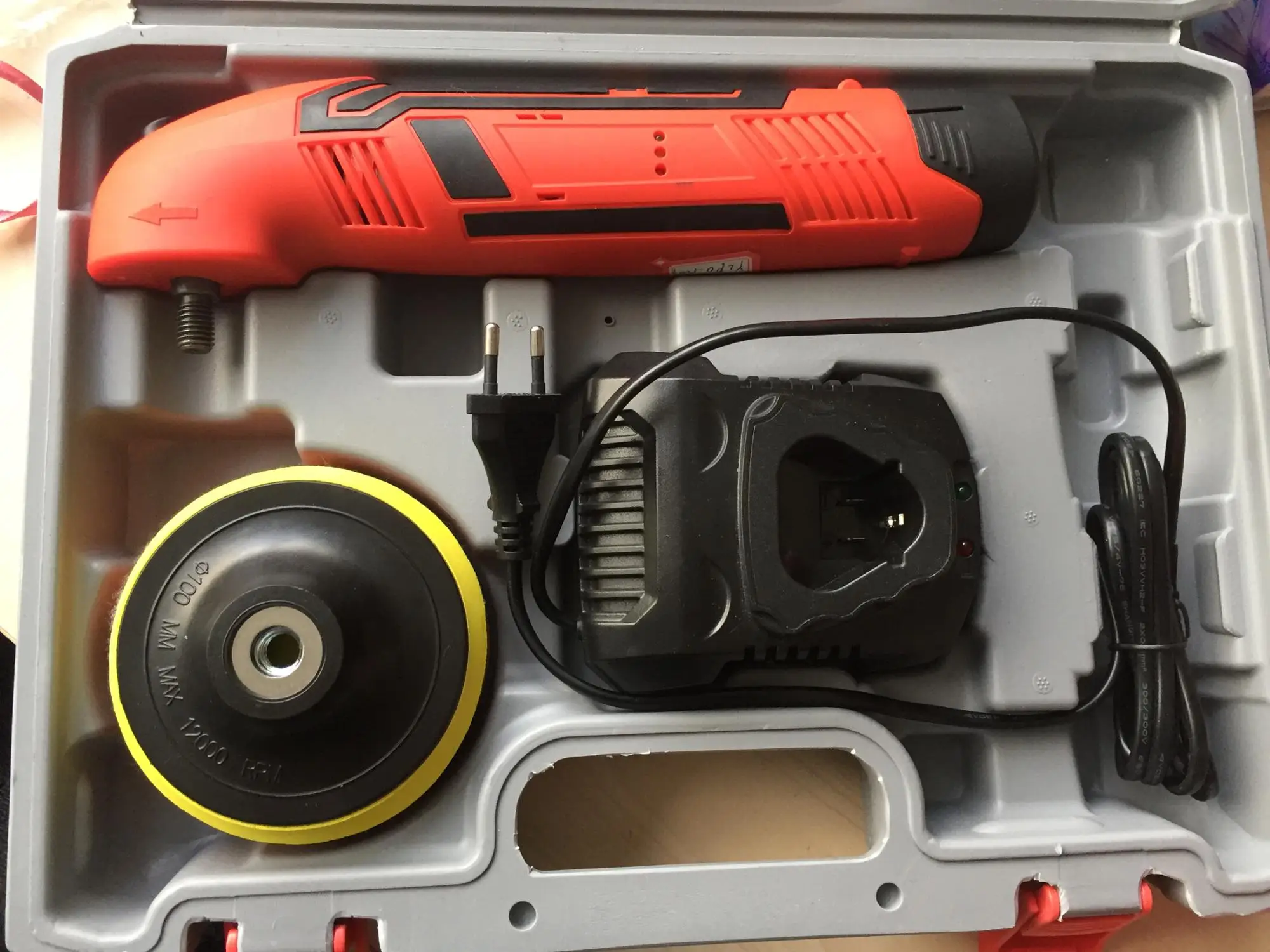 12V 1300mah Cordless Polisher - Efficient Car Detailing