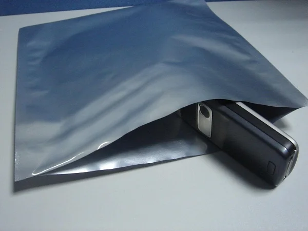 Esd Shielding Film Roll Used For Pcb Antistatic Bag Making - Buy Esd ...